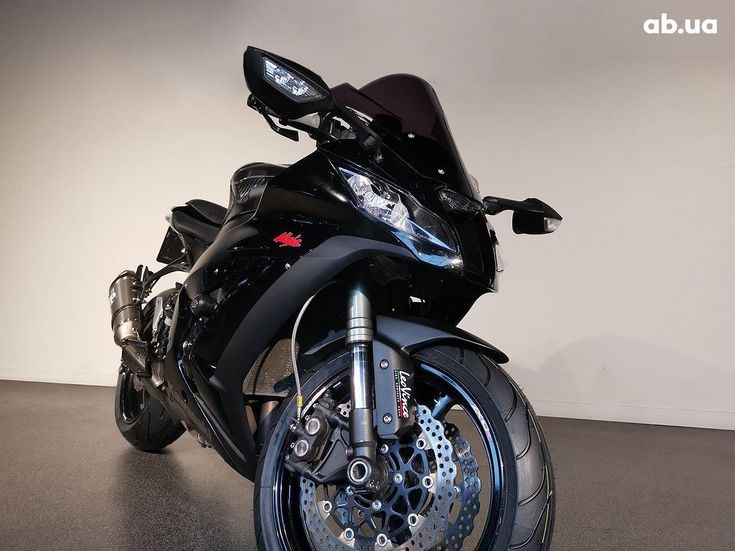 Kawasaki ZX Cruiser Occasion en Луцьк UA - 165.641 ₴ | autoExus